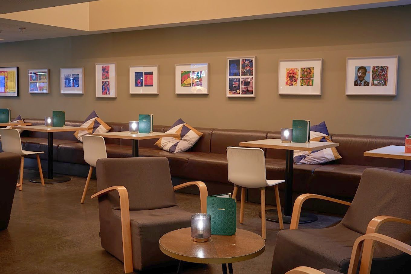 Barbican Cinema Café & Bar – Free Workspace
